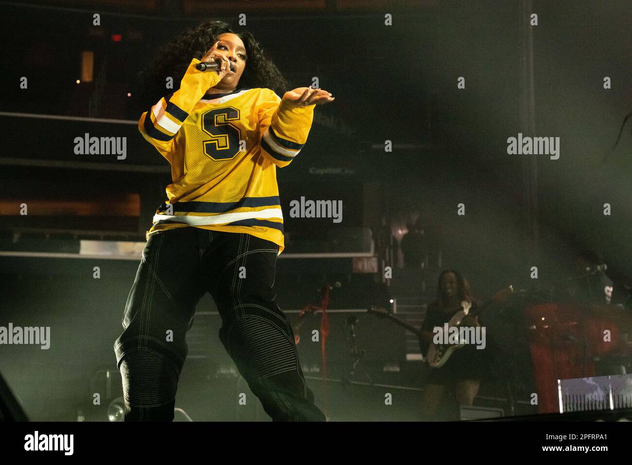 Sza concert hi-res stock photography and images - Alamy