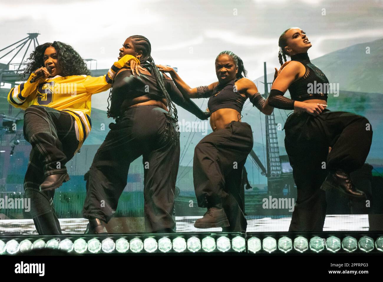 Sza 2023 live concert hi-res stock photography and images - Alamy