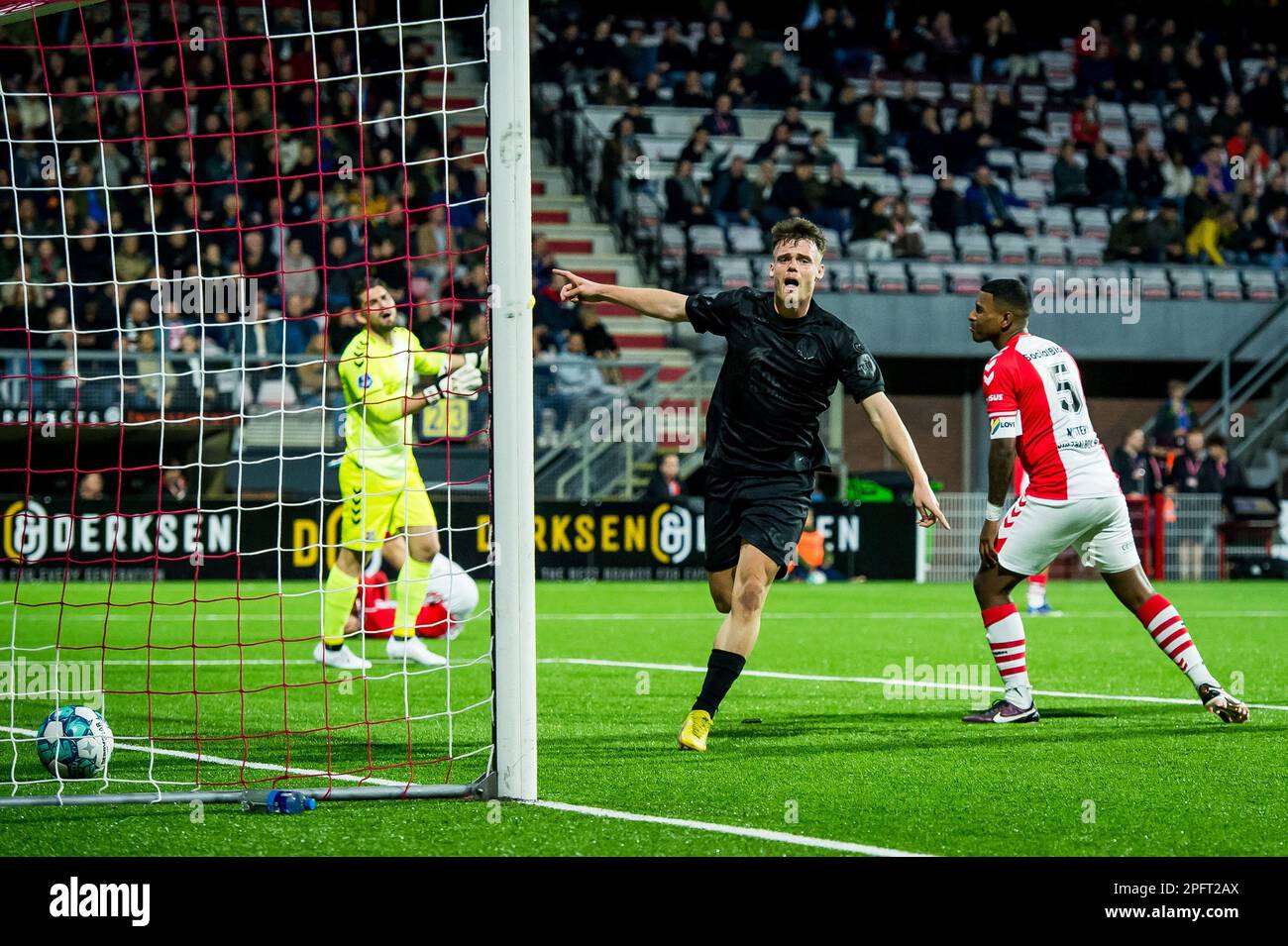 EMMEN - (l) Vito van Crooij of Sparta Rotterdam celebrates the 0-2 (l ...