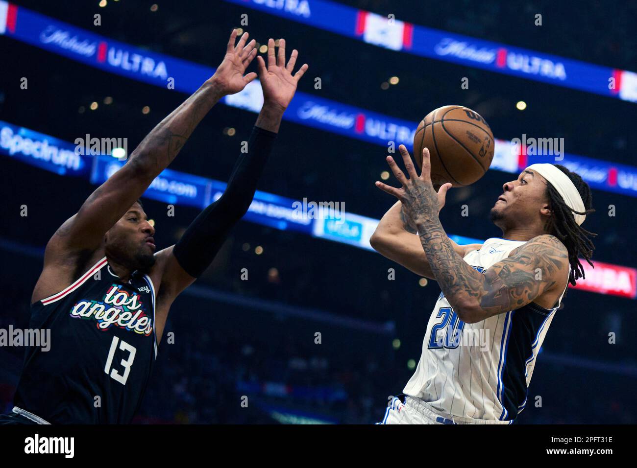 Orlando Magic guard Markelle Fultz (20) shoots the ball against Los ...
