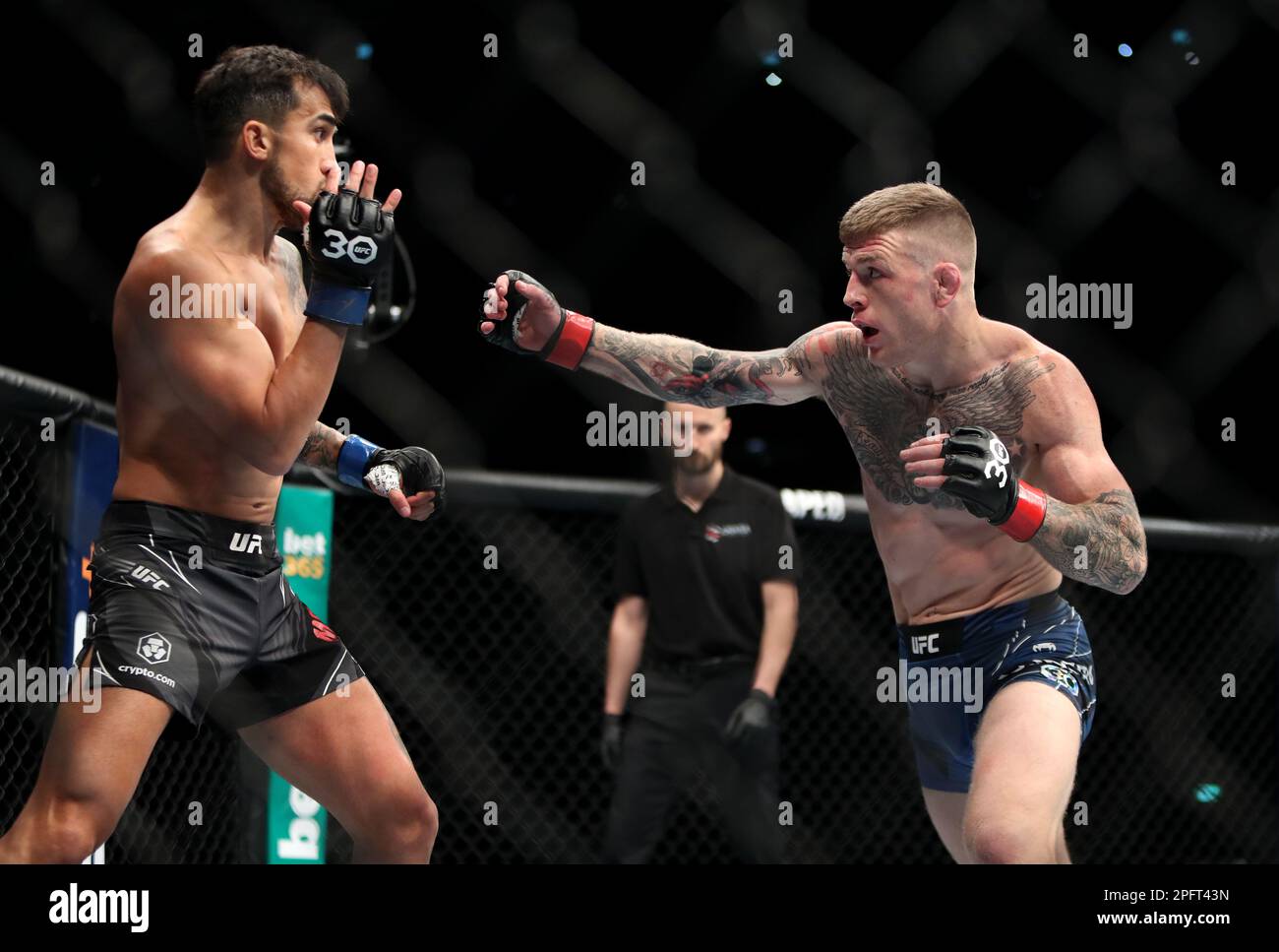 Chris Duncan (right) in action against Omar Morales in their ...