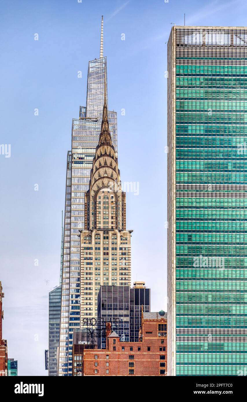 A slice of Big Apple Skyline: One Vanderbilt towers behind NYC icon ...