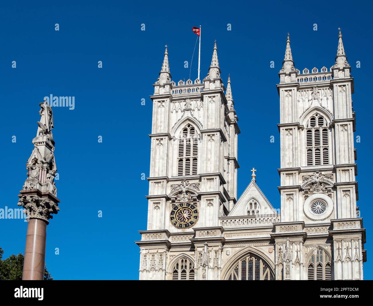 View of the Exterior of Westminster Abbey Stock Photo - Alamy