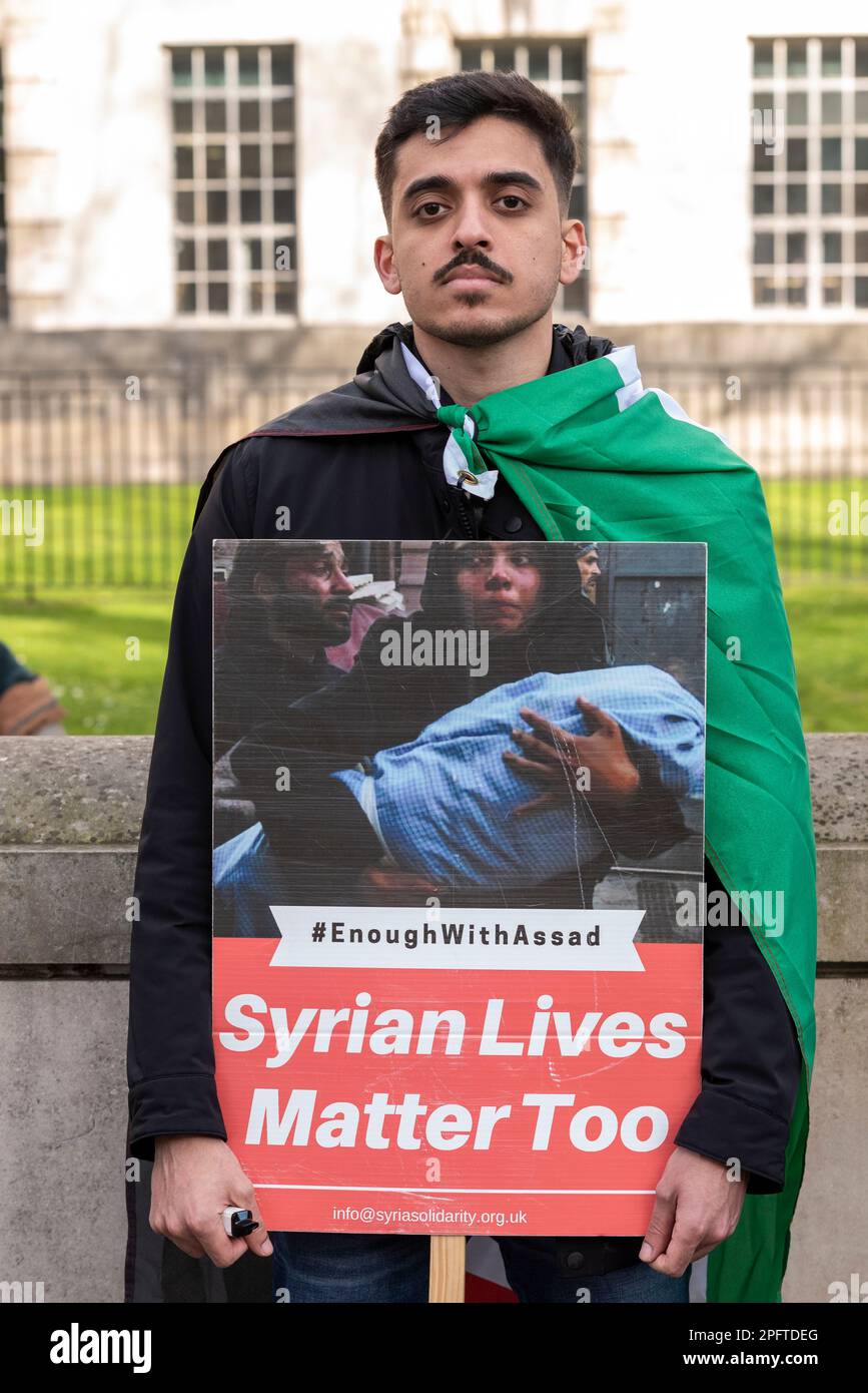 Protest against Assad over war in Syria. Syrian civil war Stock Photo ...