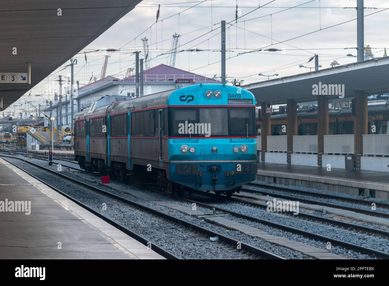 Train trains railway metro subway transport hub transportation hi-res ...