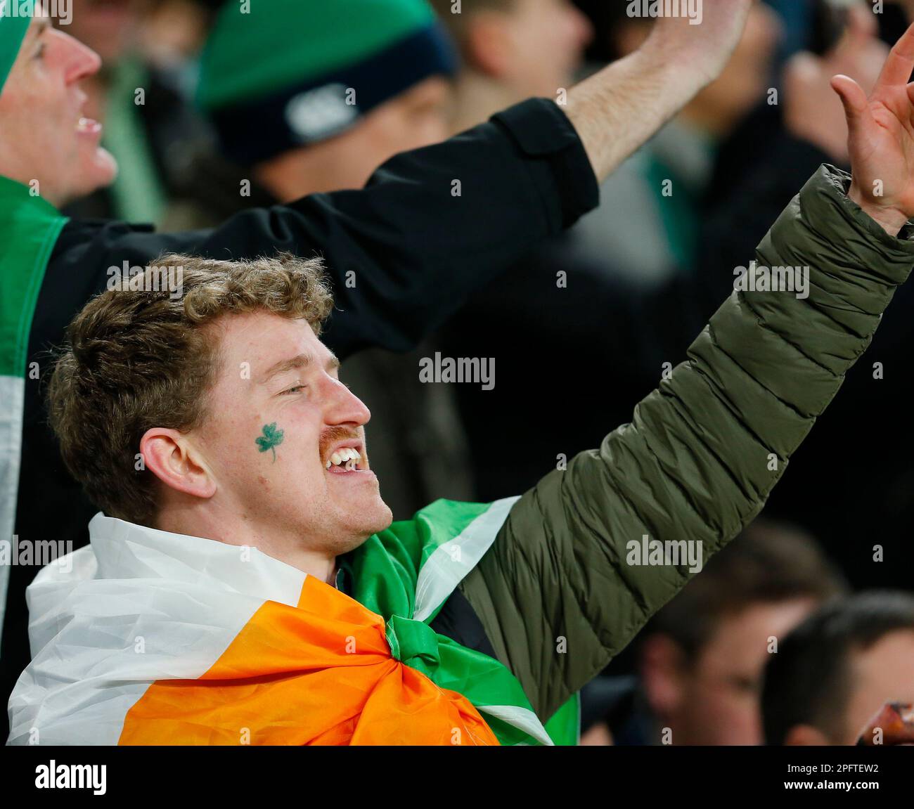 Rugby six irish flag tricolour hi-res stock photography and images - Alamy