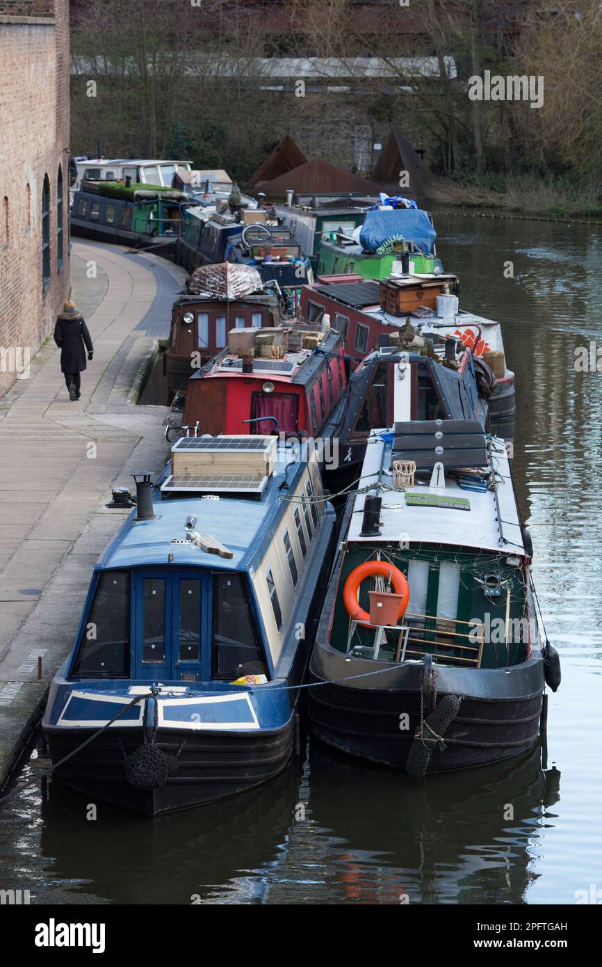 Canal Boats at Coal Drops Yard Kings Cross London Stock Photo - Alamy