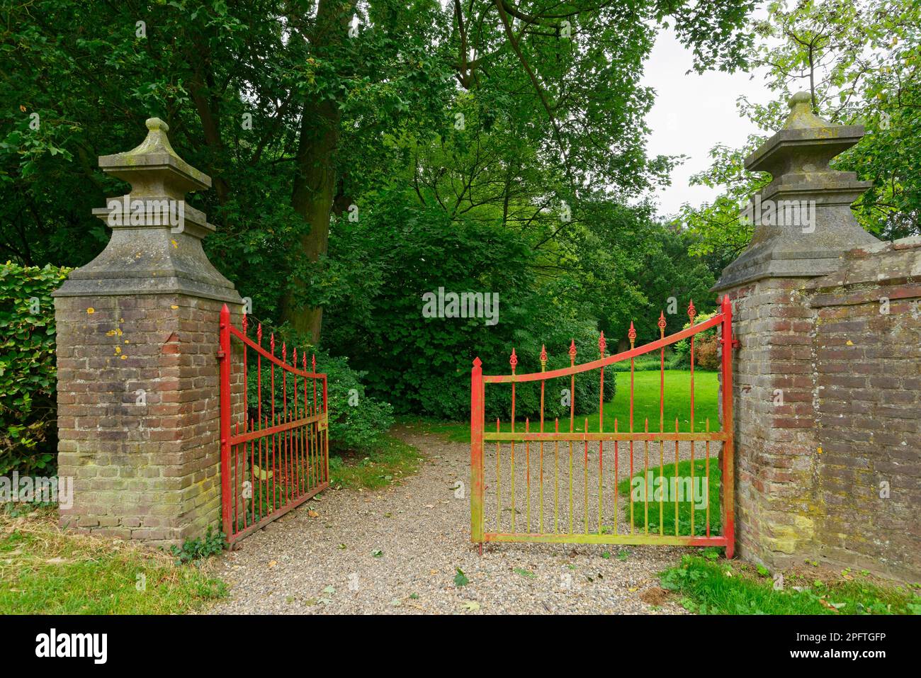 Community gate hi-res stock photography and images - Alamy
