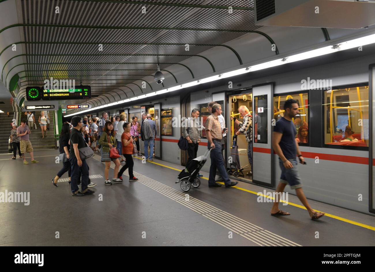 Train interior underground vienna hi-res stock photography and images ...