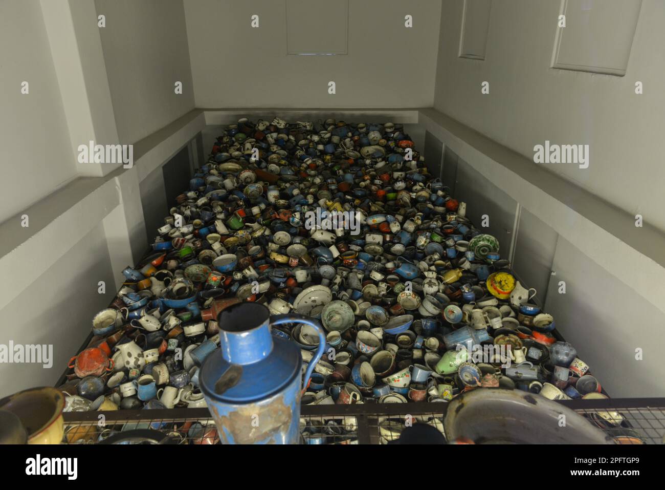 Pots, exhibition, Stammlager I, concentration camp, Auschwitz-Birkenau ...