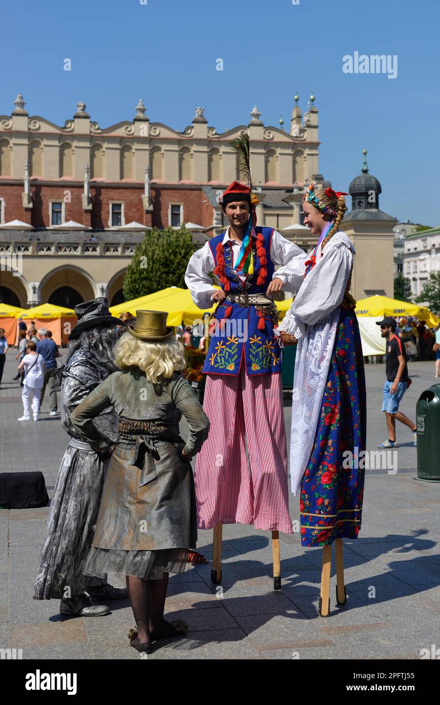Historic jugglers hi-res stock photography and images - Alamy