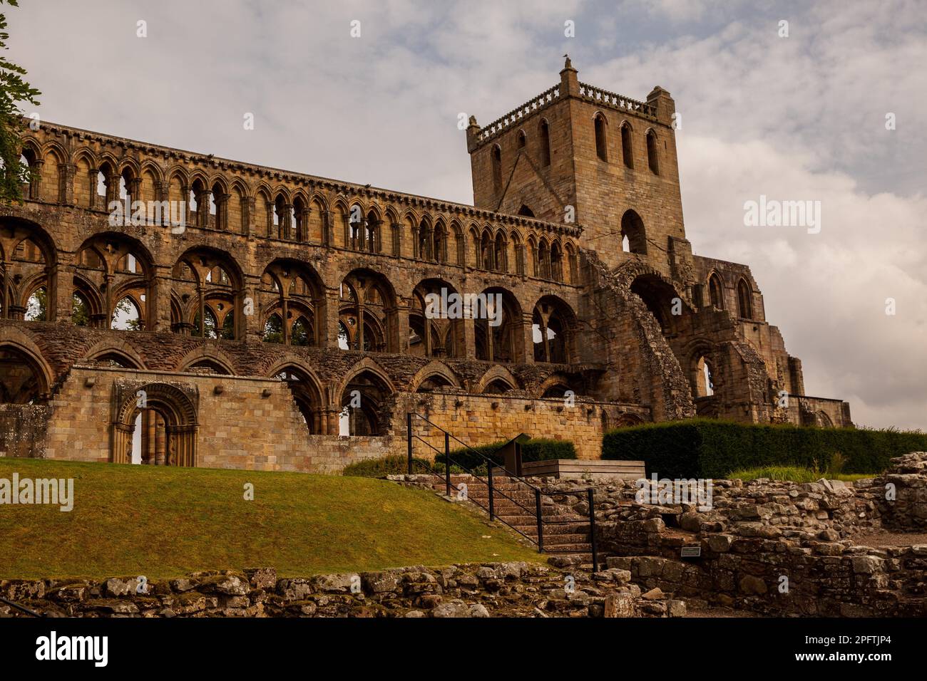 Jedburgh building hi-res stock photography and images - Alamy