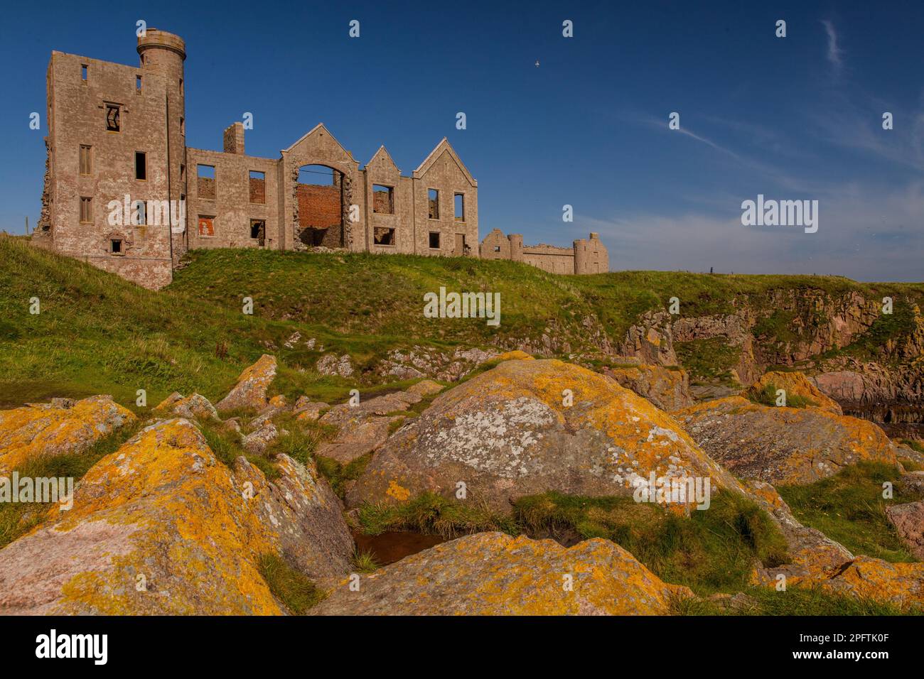 Slaines Castle, Peterhead, Scotland, UK Stock Photo - Alamy