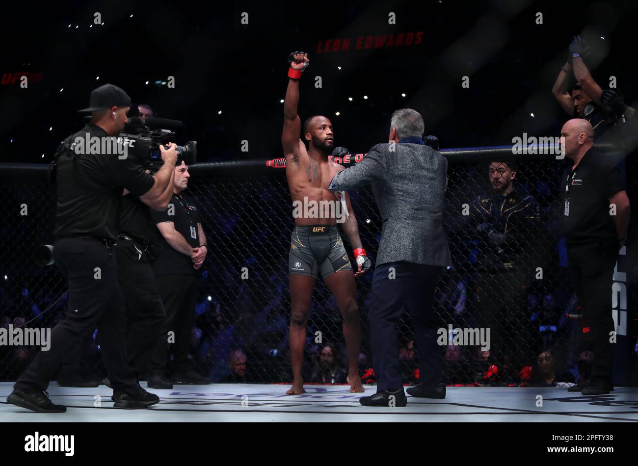 Leon Edwards before the welterweight title bout against Kamaru Usman ...