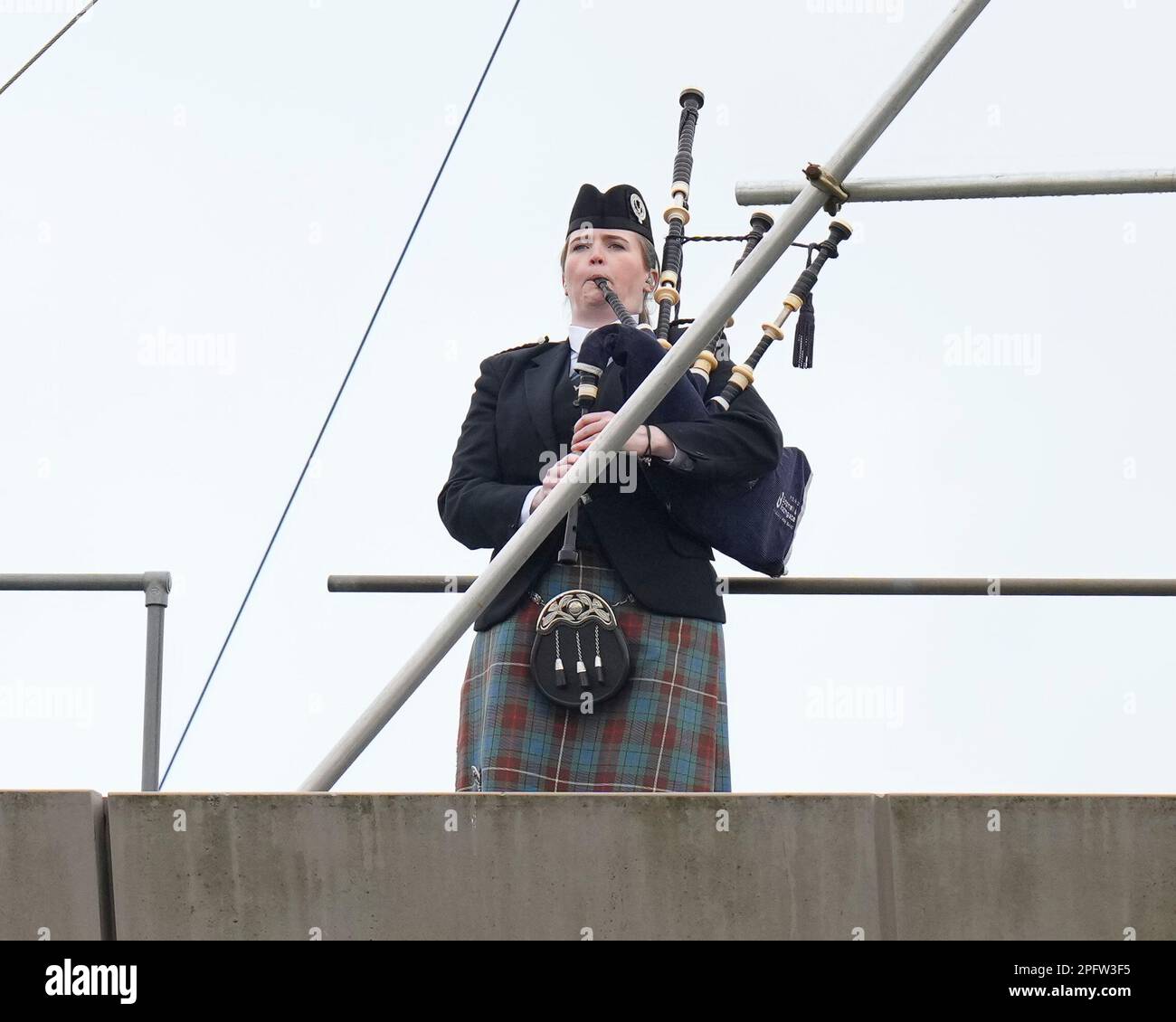 A piper plays the Scottish National Anthem before the 2023 Guinness 6 ...