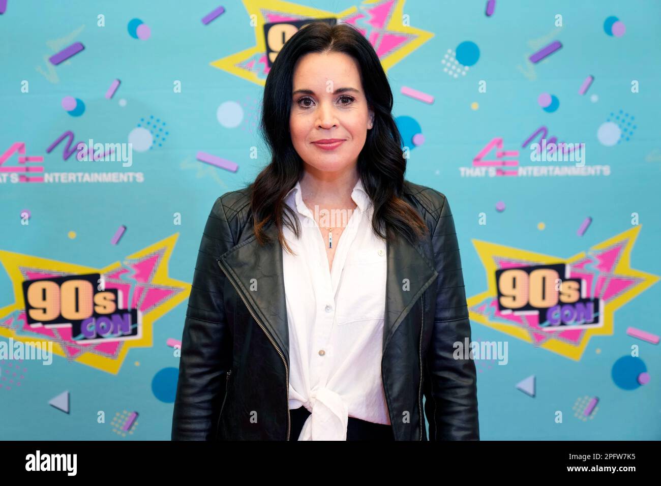 Jenna Leigh Green Attends 90s Con On Saturday March 18 2023 At The Hartford Convention Center