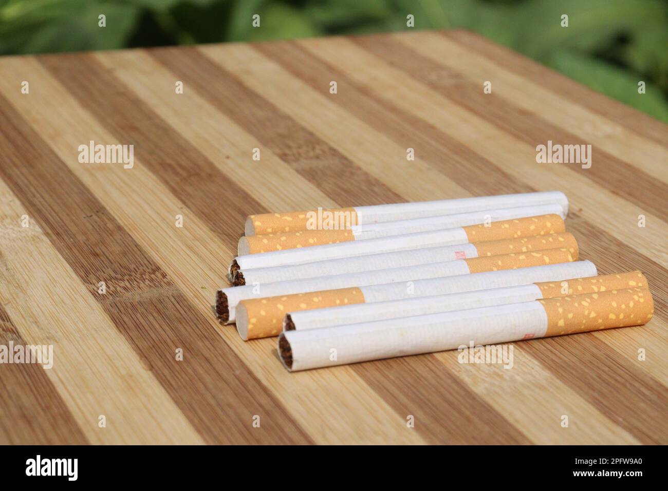 Cigarette packet on table hi-res stock photography and images - Alamy