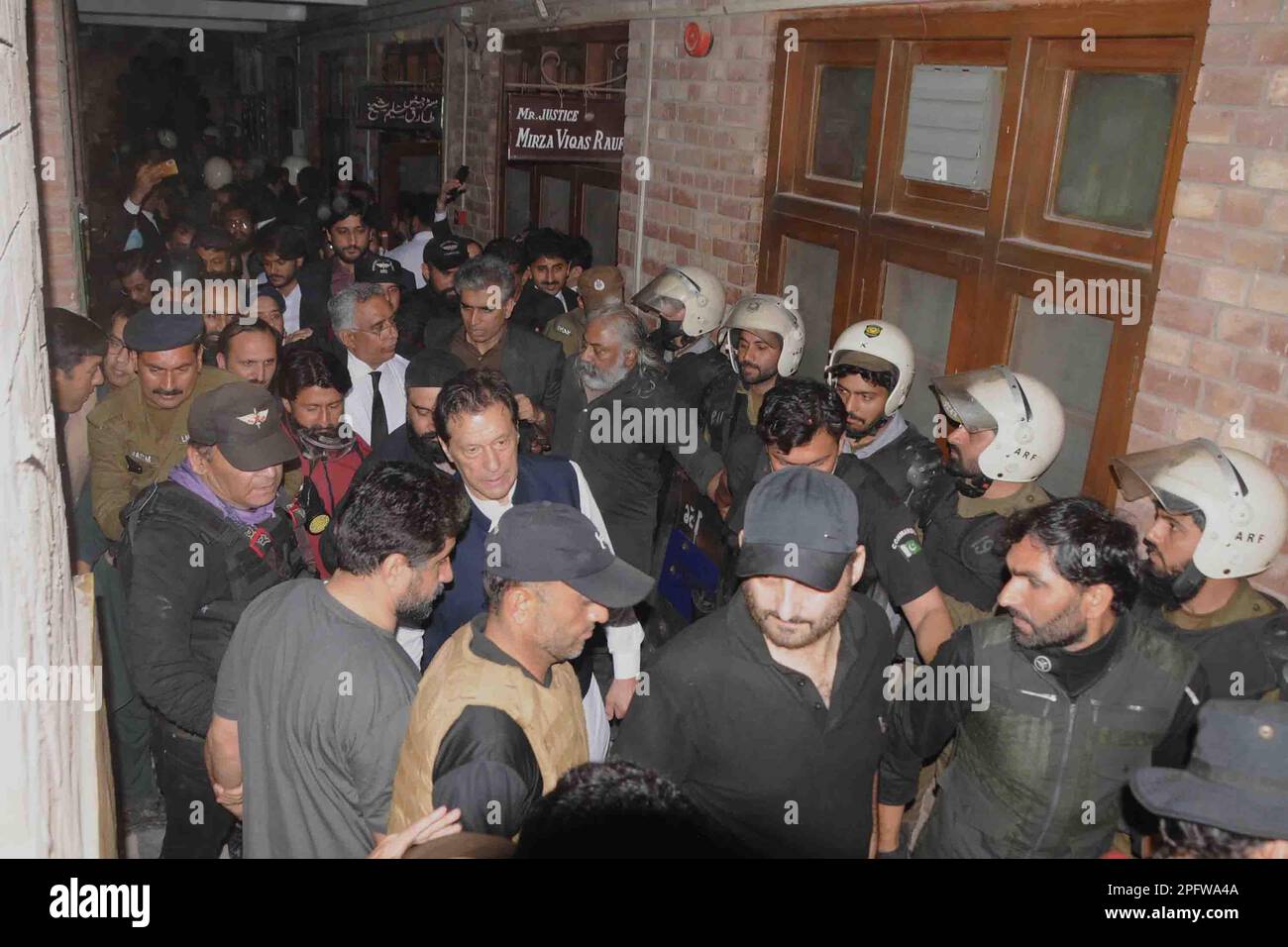 Pakistani court hi-res stock photography and images - Alamy