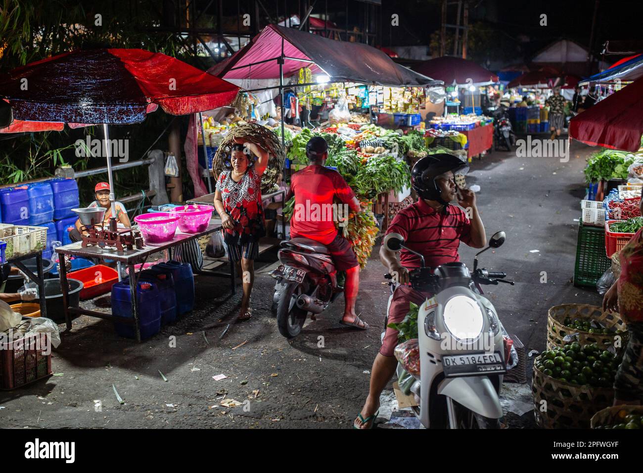 Denpasar, Bali, Indonesia - March 17, 2023: Sellers at the Pasar ...