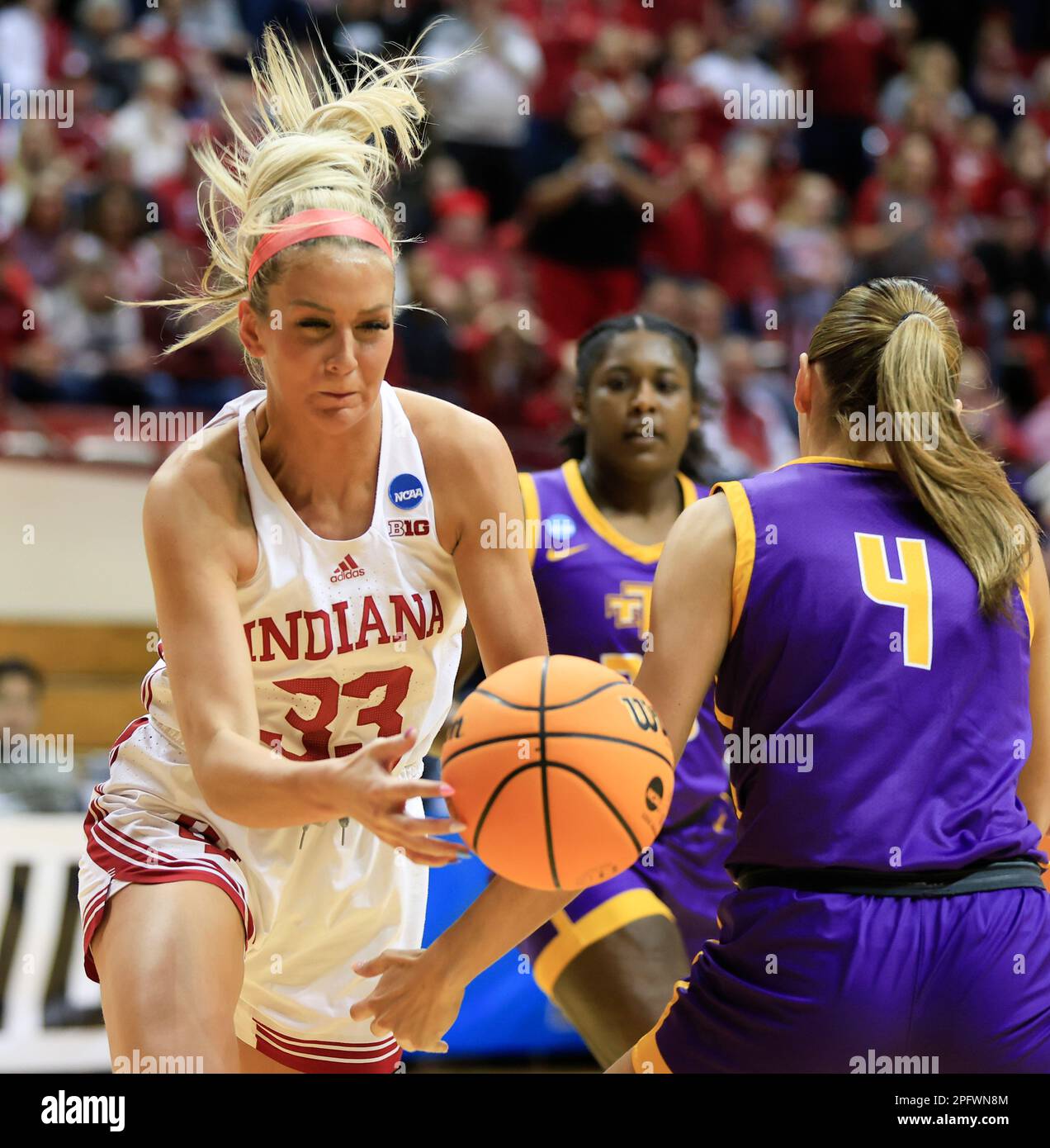 Anna walker hi-res stock photography and images - Alamy