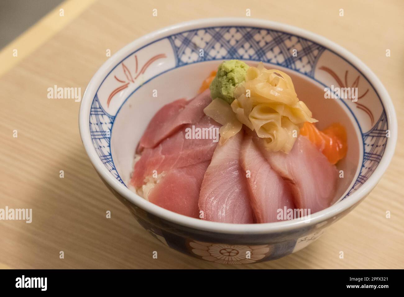 Sashimi rice hi-res stock photography and images - Alamy