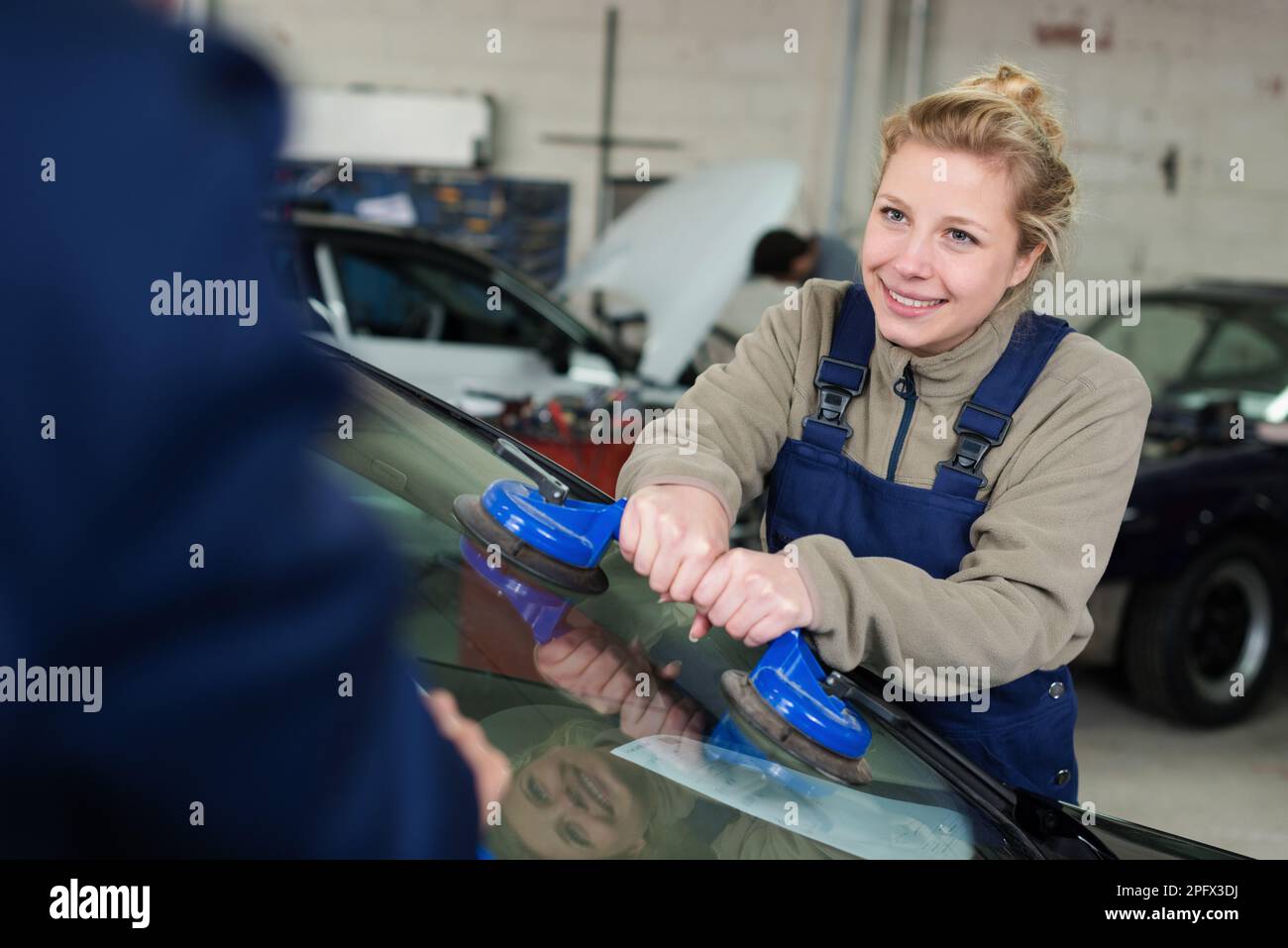 Woman windscreen broken hi-res stock photography and images - Alamy