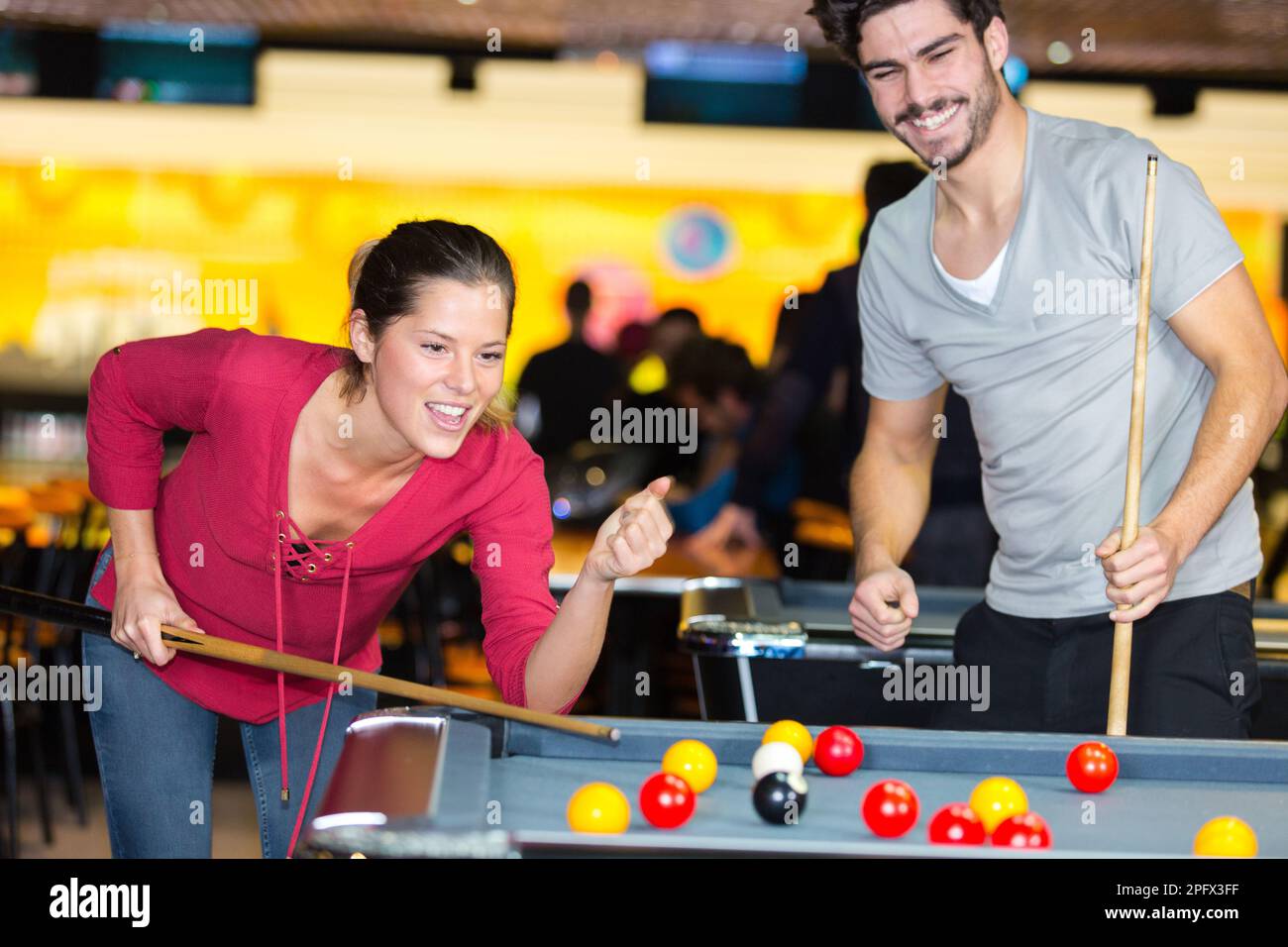 Billiard queue hi-res stock photography and images - Alamy