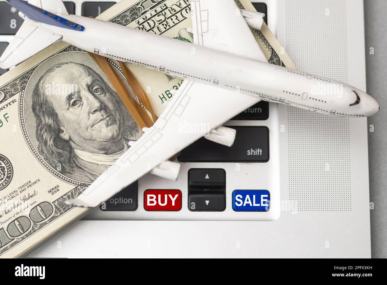 Computer keyboard with two business keys - e-commerce concept Stock ...