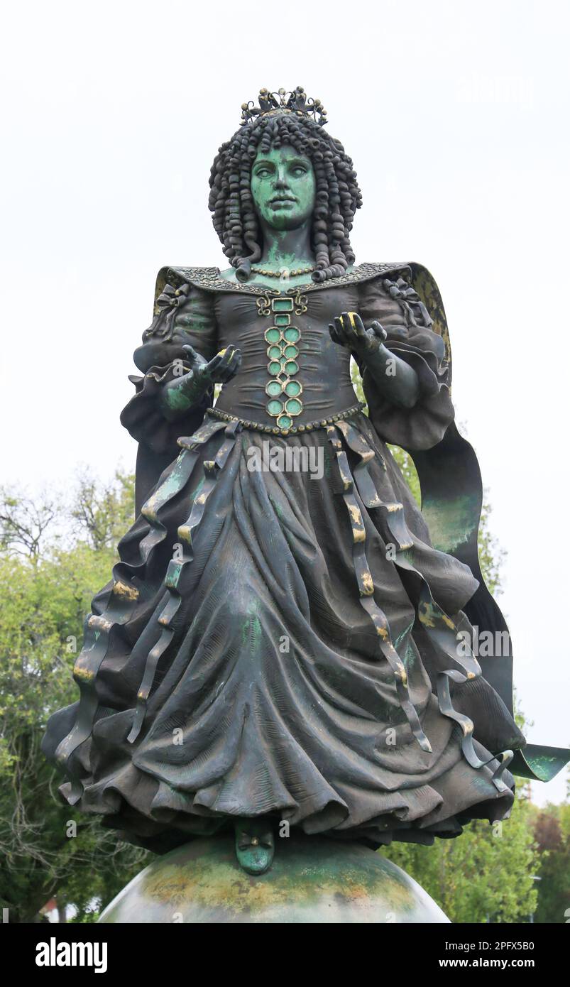 Lisbon, Portugal- October 21, 2022: Replica of the Statue of Queen ...