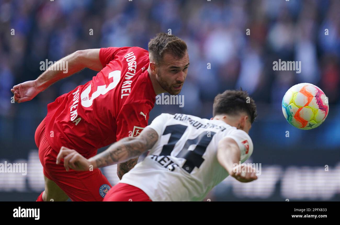 Hamburg, Germany. 18th Mar, 2023. Soccer: 2nd Bundesliga, Matchday 25, Hamburger SV - Holstein ...