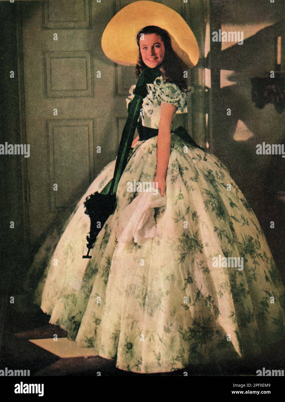 VIVIEN LEIGH as Scarlett O'Hara in GONE WITH THE WIND 1939 director VICTOR FLEMING novel ...