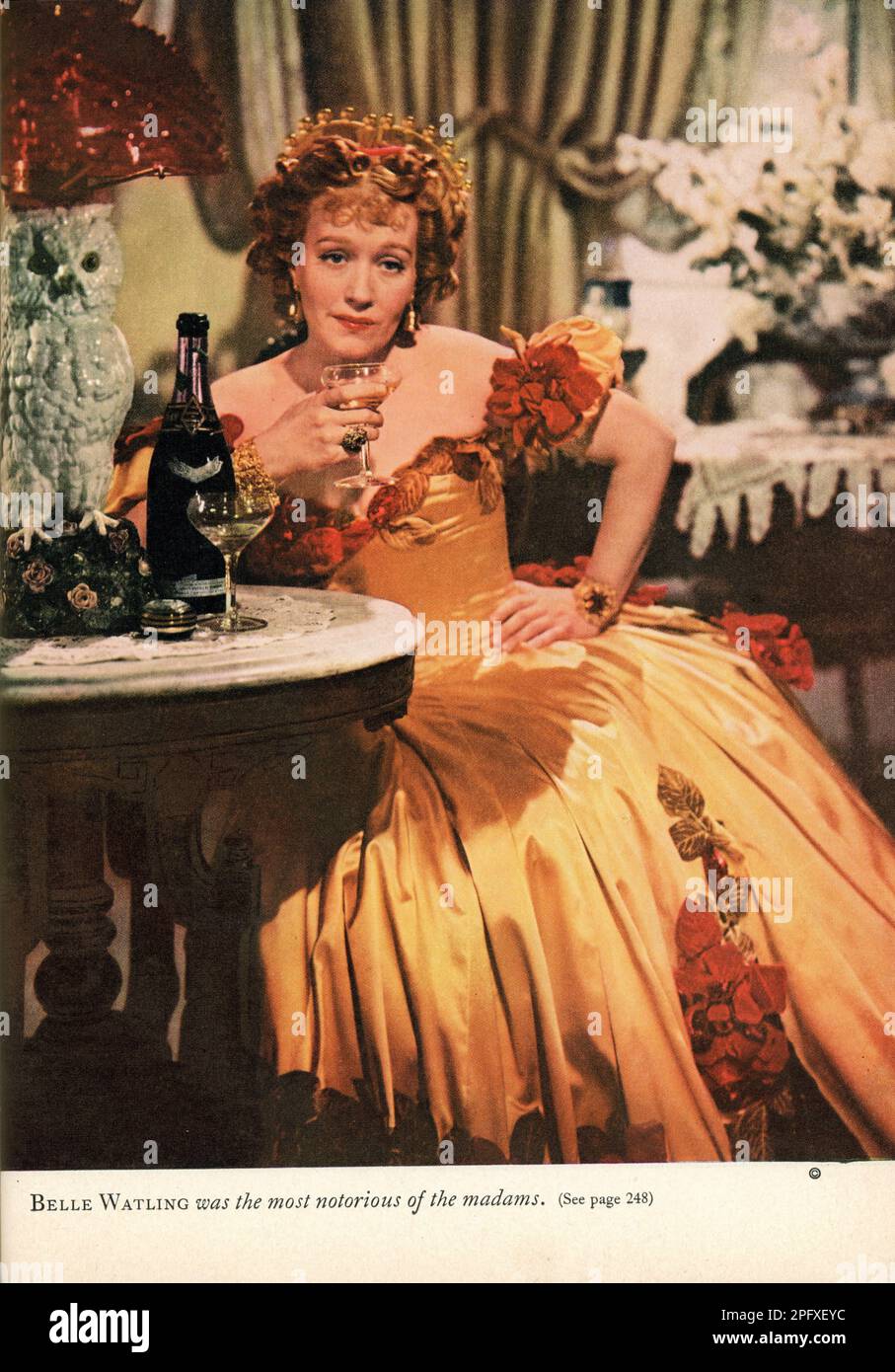 ONA MUNSON as Belle Watling in GONE WITH THE WIND 1939 director VICTOR FLEMING novel Margaret ...