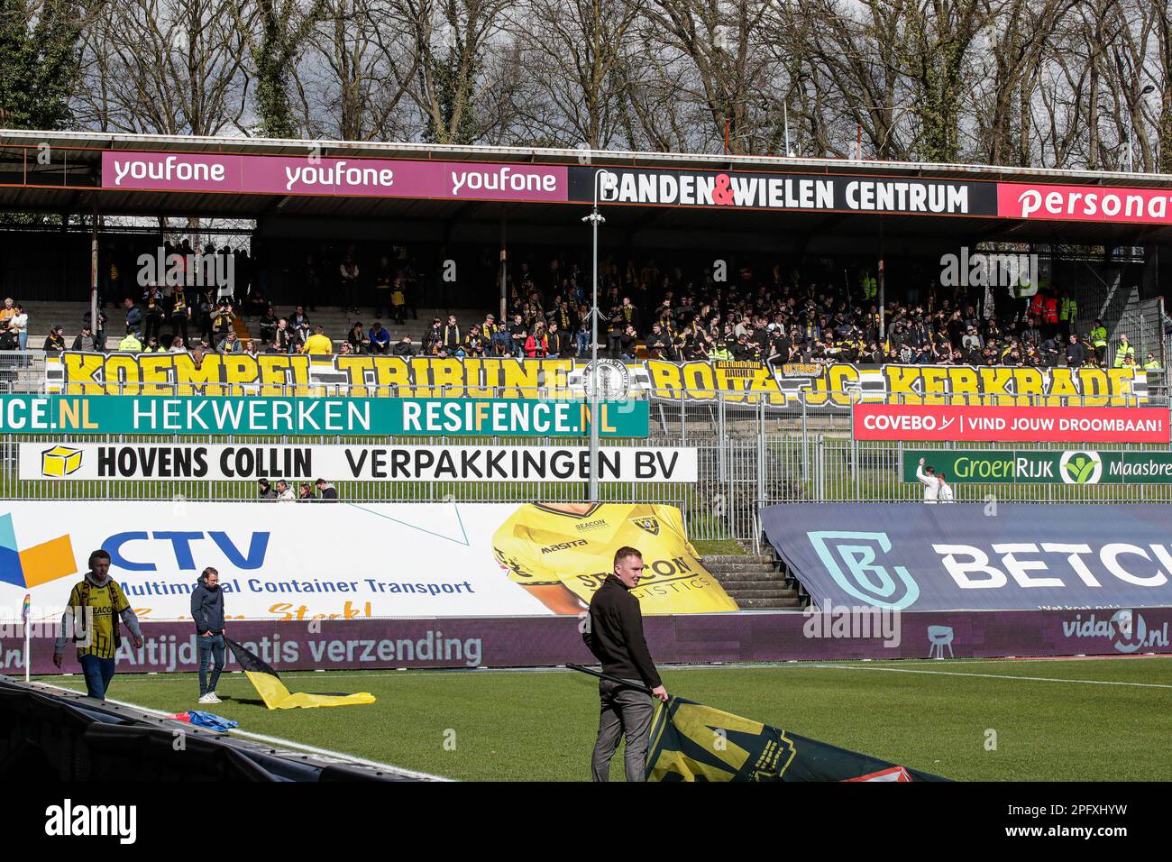 VENLO, NETHERLANDS - MARCH 19: fans of Roda JC during the Dutch ...