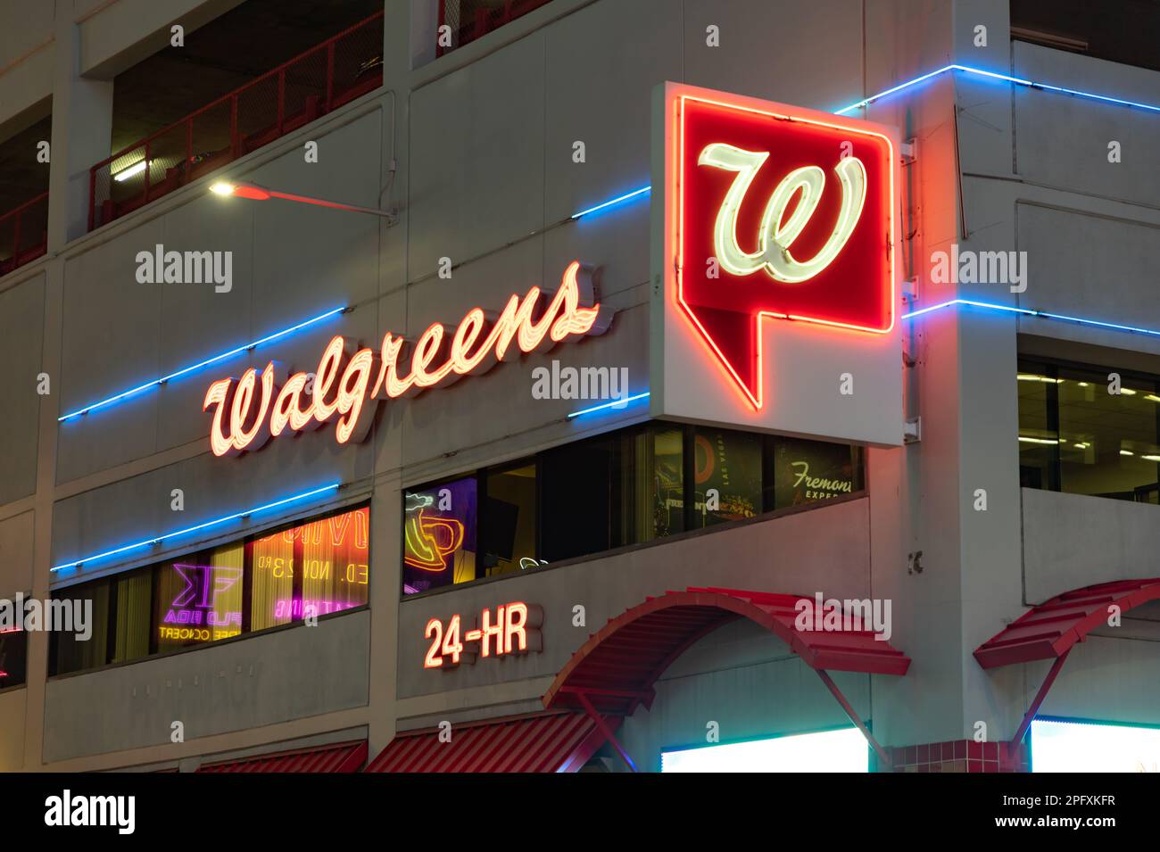 Sin logos hi-res stock photography and images - Alamy