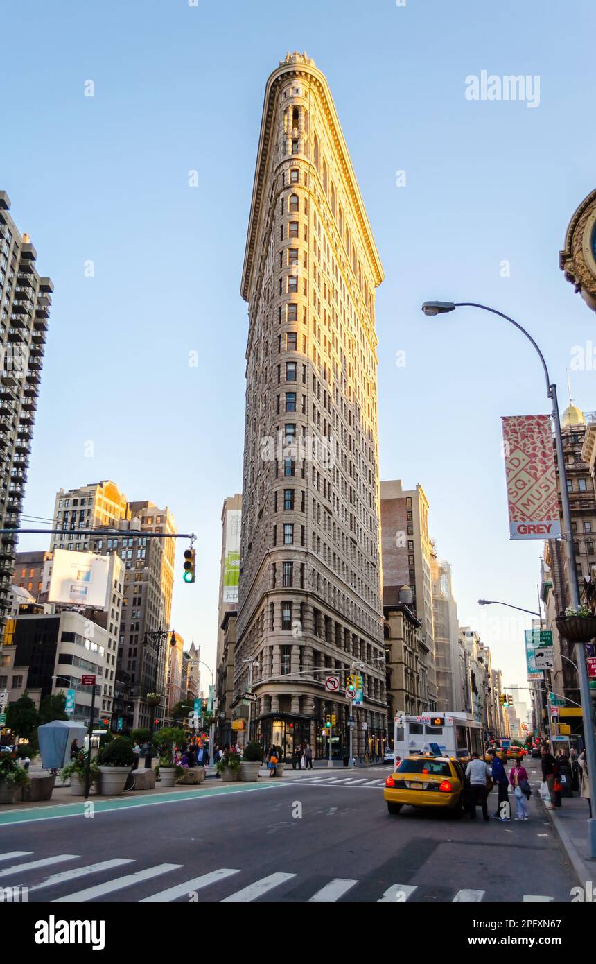 NEW YORK CITY - MAY 26: The Flatiron Building, New York City, May 26 ...