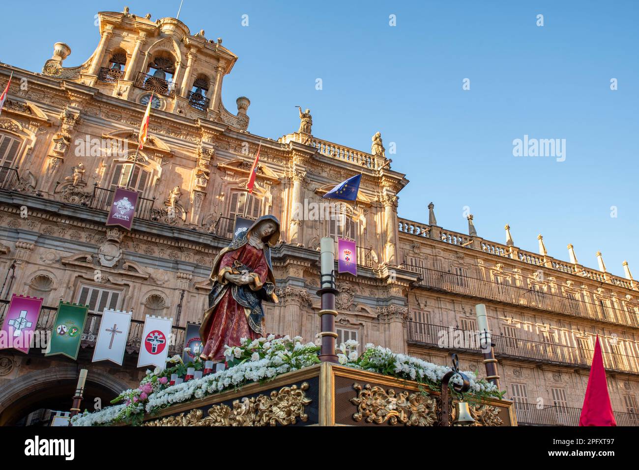 Procession of Our Lady of Silence of the Brotherhood of Silence passing ...