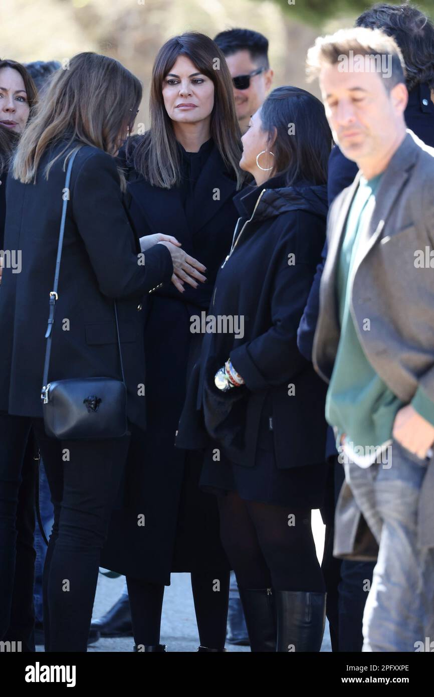 Maria Jose Suarez at the burial of Laura Valenzuela in the Almudena ...