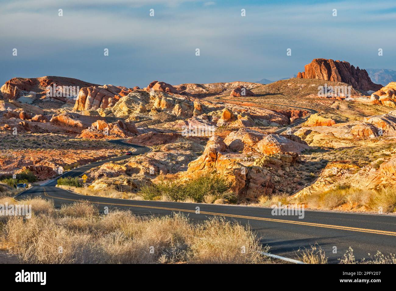 Red rock sandstone formations, Mouses Tank Road, Valley of Fire State ...