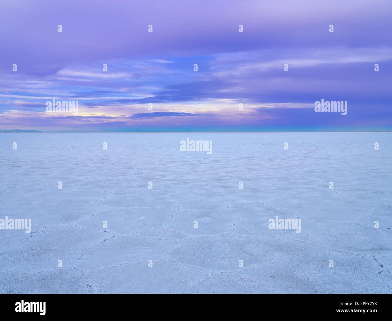 Salt flats texture hi-res stock photography and images - Alamy