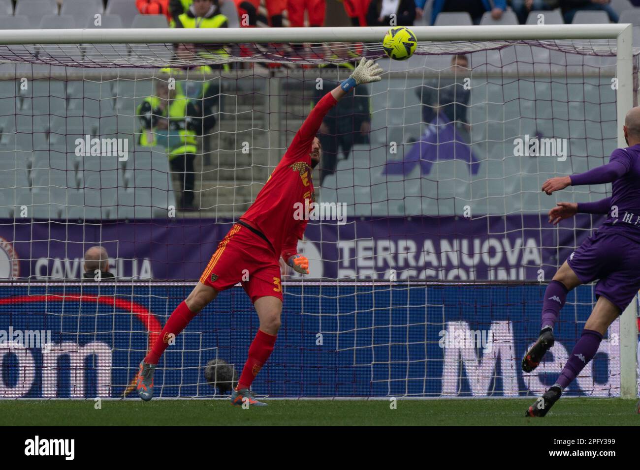 Falcone wladimiro hi-res stock photography and images - Alamy