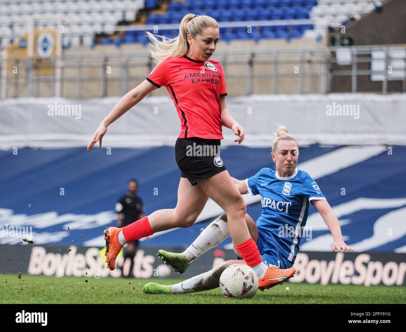 Birmingham, UK. 19th Mar, 2023. Poppy Pattinson (3 Brighton) blocks a ...