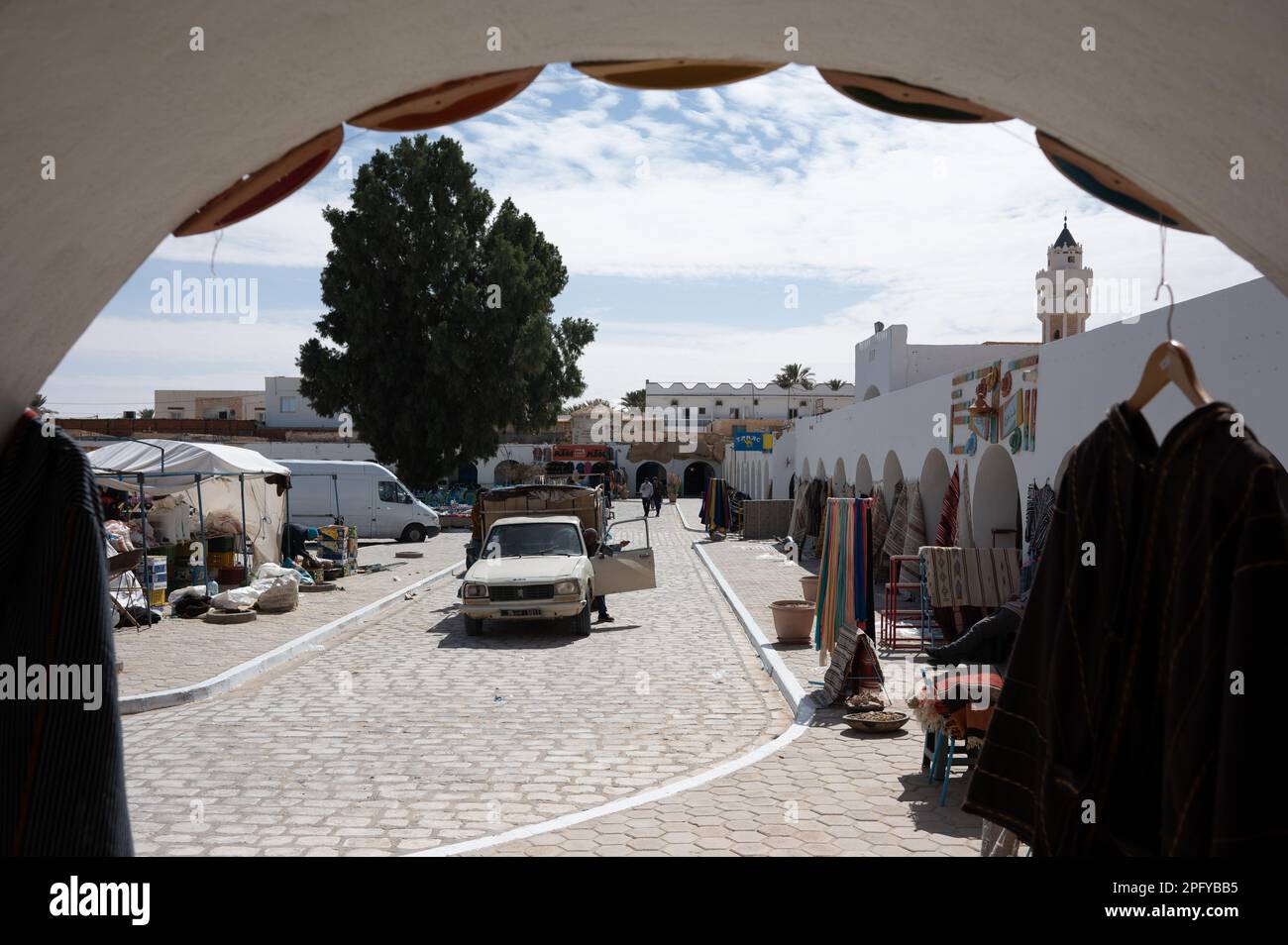 Oasis of douz tunisia hi-res stock photography and images - Alamy
