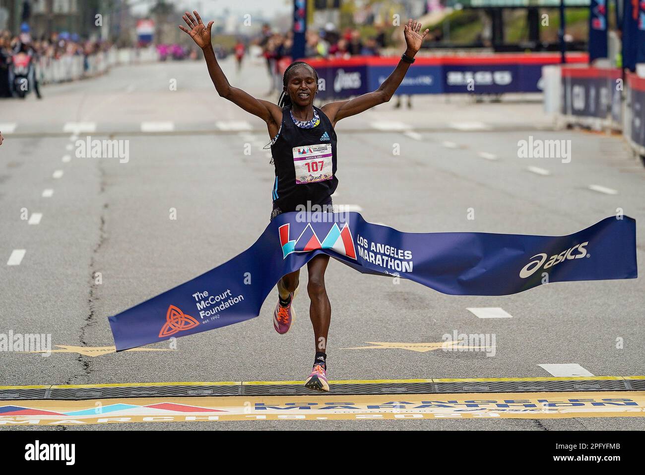 Stacy Ndiwa, of Kenya, wins the women's elite Los Angeles Marathon in ...