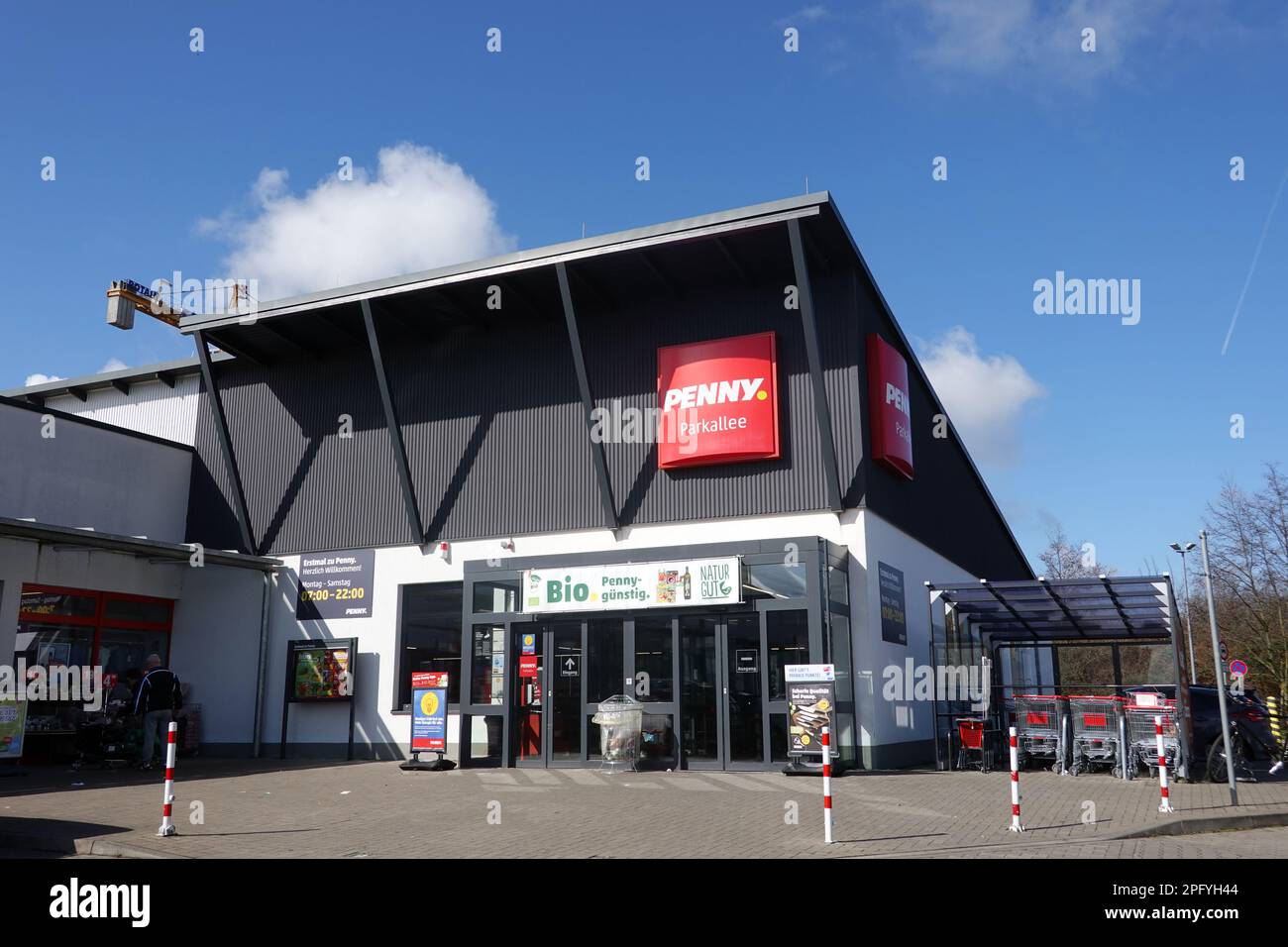 Rewe gruppe hi-res stock photography and images - Alamy