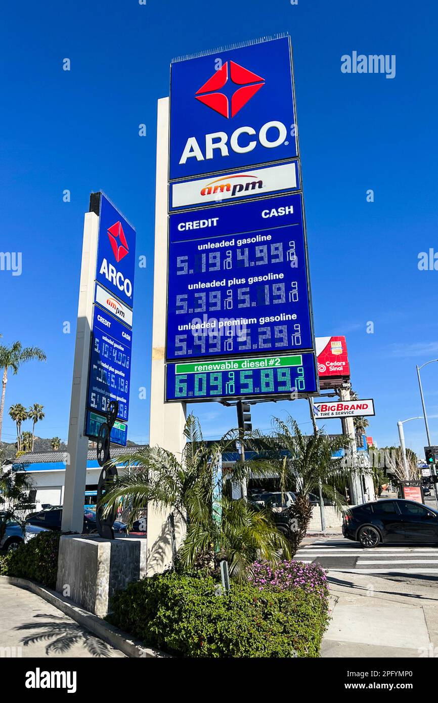 Arco station hi-res stock photography and images - Alamy
