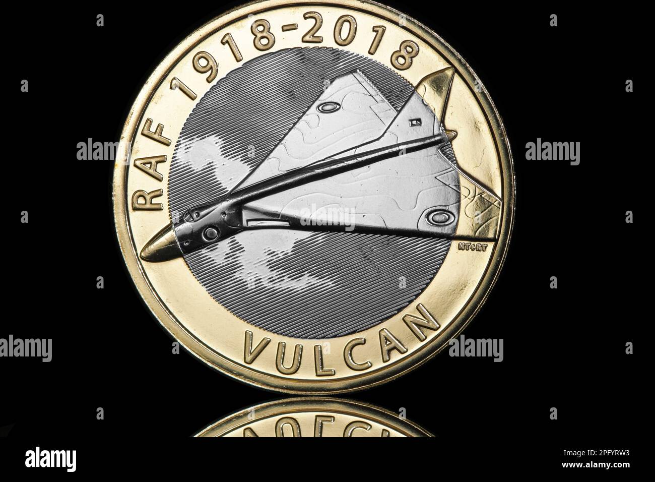 Aircraft 2 pound coin hi-res stock photography and images - Alamy