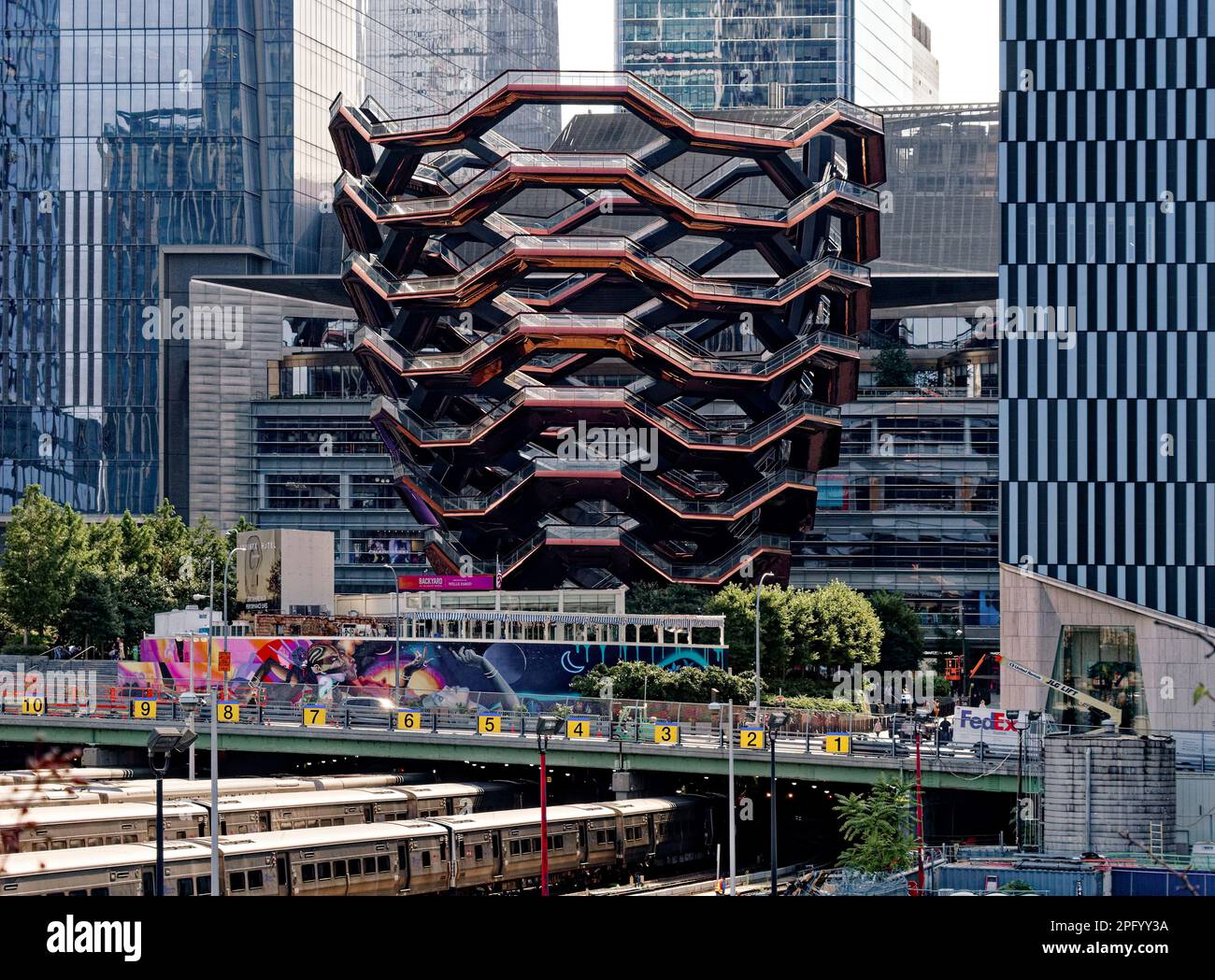 Train yards hi-res stock photography and images - Alamy