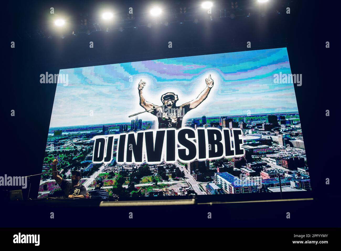 Dj invisible hi-res stock photography and images - Alamy