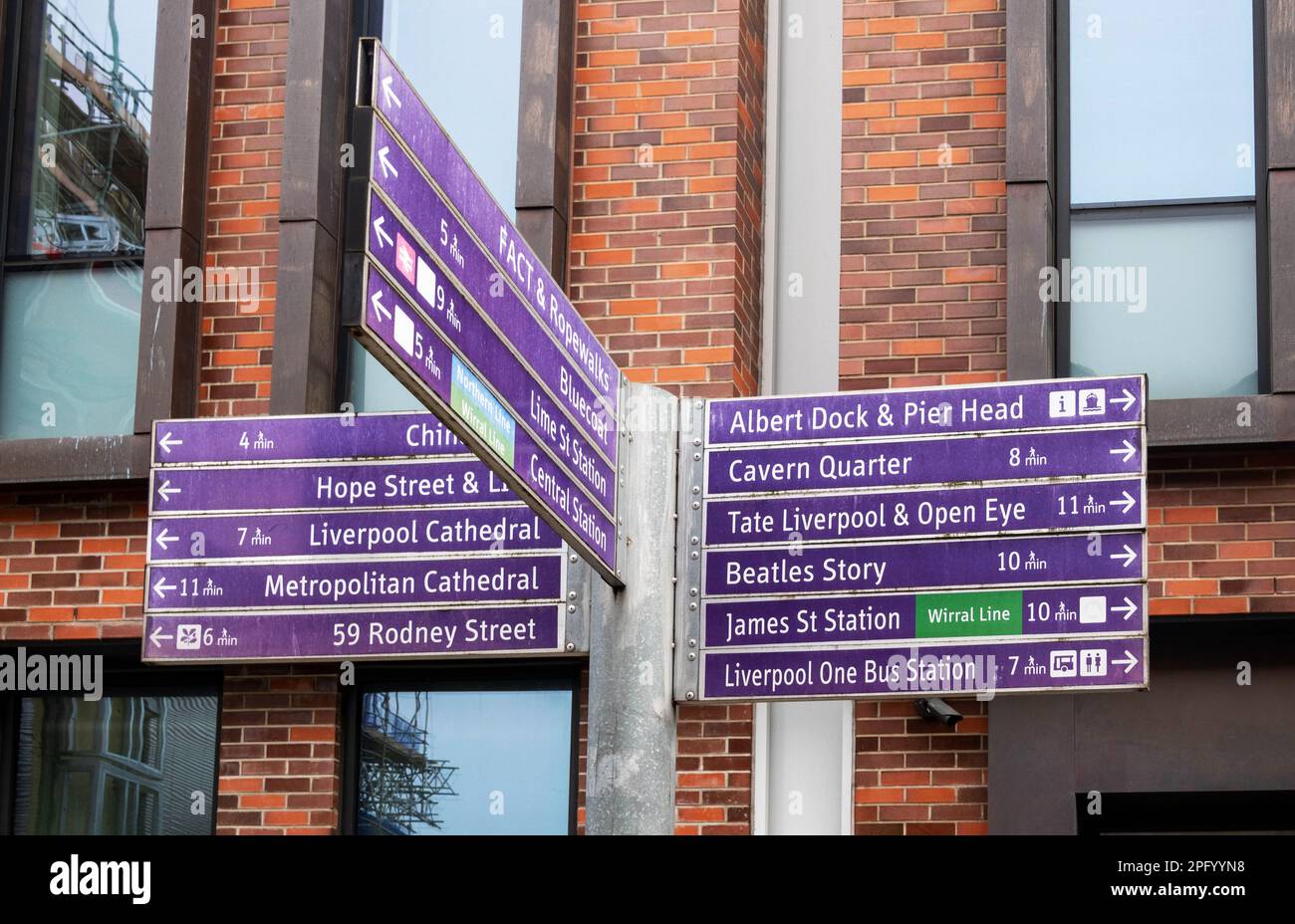 Duke street sign uk hi-res stock photography and images - Alamy