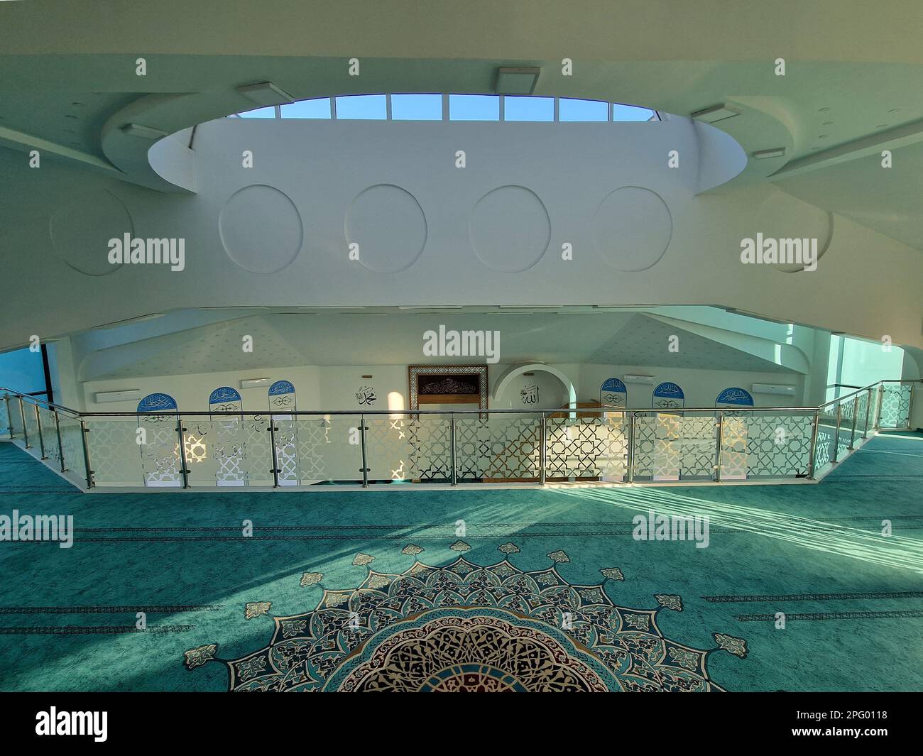 Vogosca modernand new mosque in Sarajevo, Bosnia and Herzegovina ...